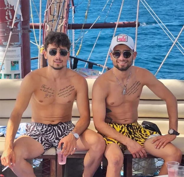 Petel.bg - новини - Милко Калайджиев показа порасналите си синове: Секси мачовци